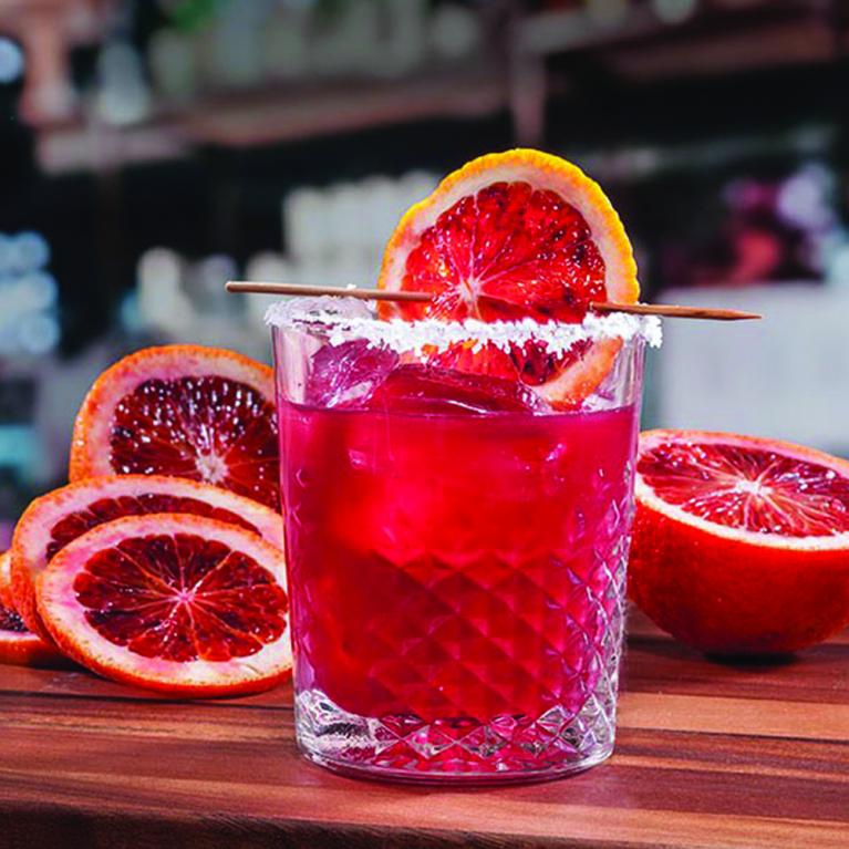 Cheers to Our Reunion Year: Cocktails & Conversation | Harvard Alumni