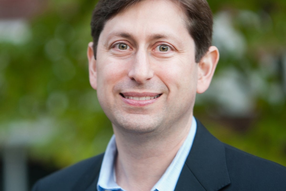 How to Make Democracy Work | Harvard Alumni